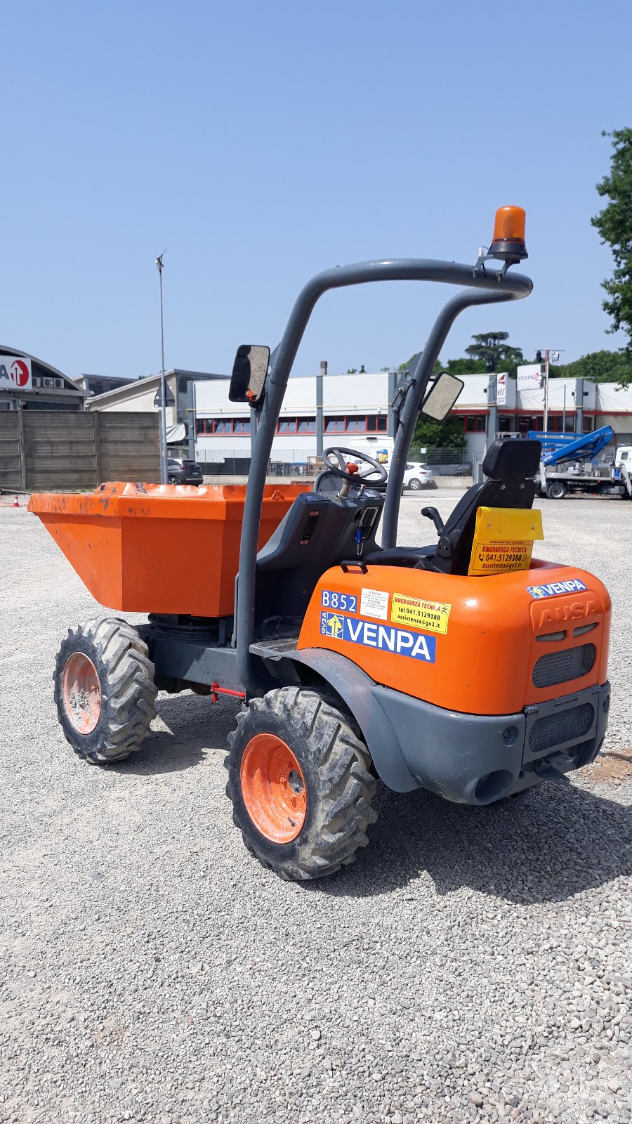 Dumper 15 q Noleggio Dumper | NOLOTECNICA